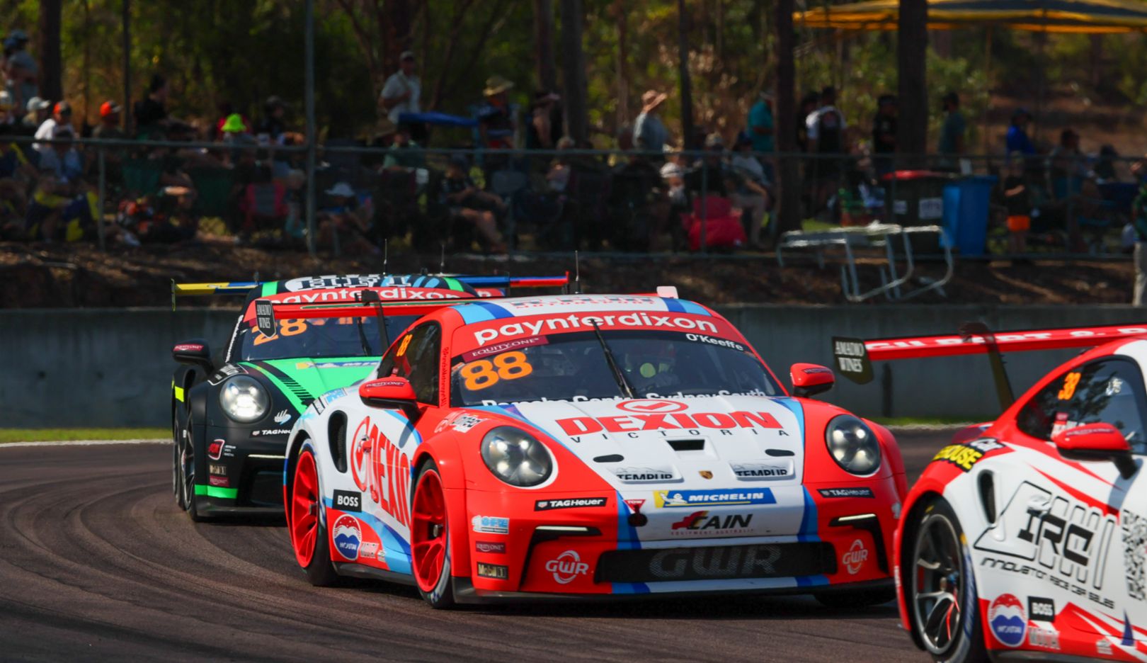 Jones sweeps Darwin in dominant display - Porsche Newsroom AUS