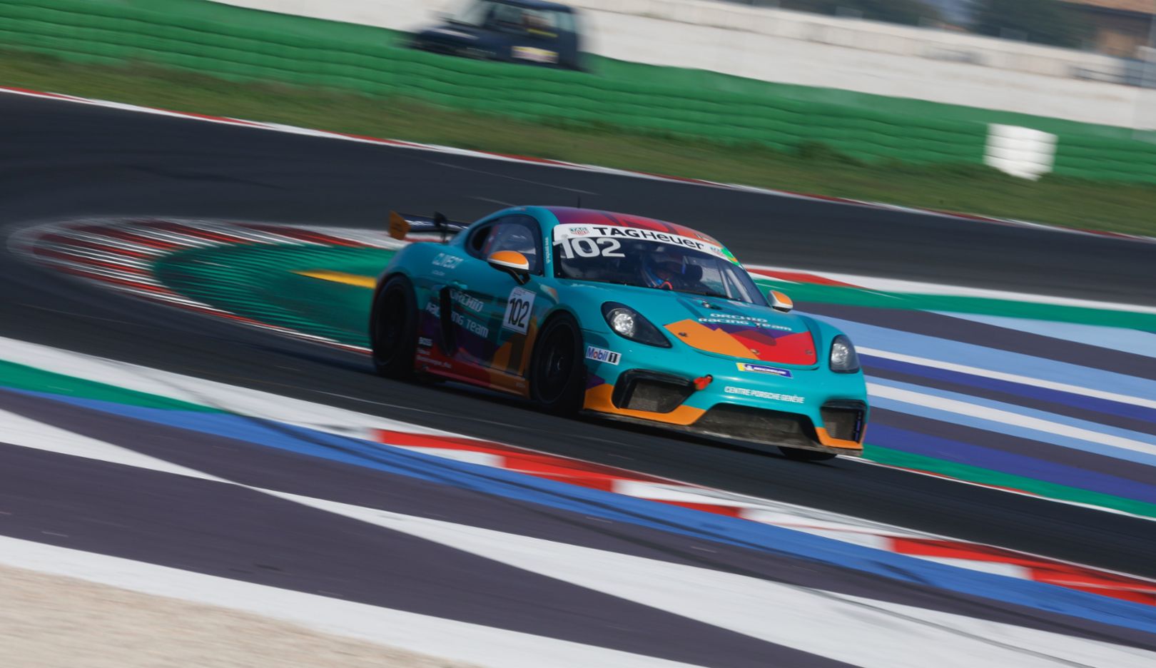 Förderpilot Jasin Ferati entscheidet Titelduell für sich - Porsche ...