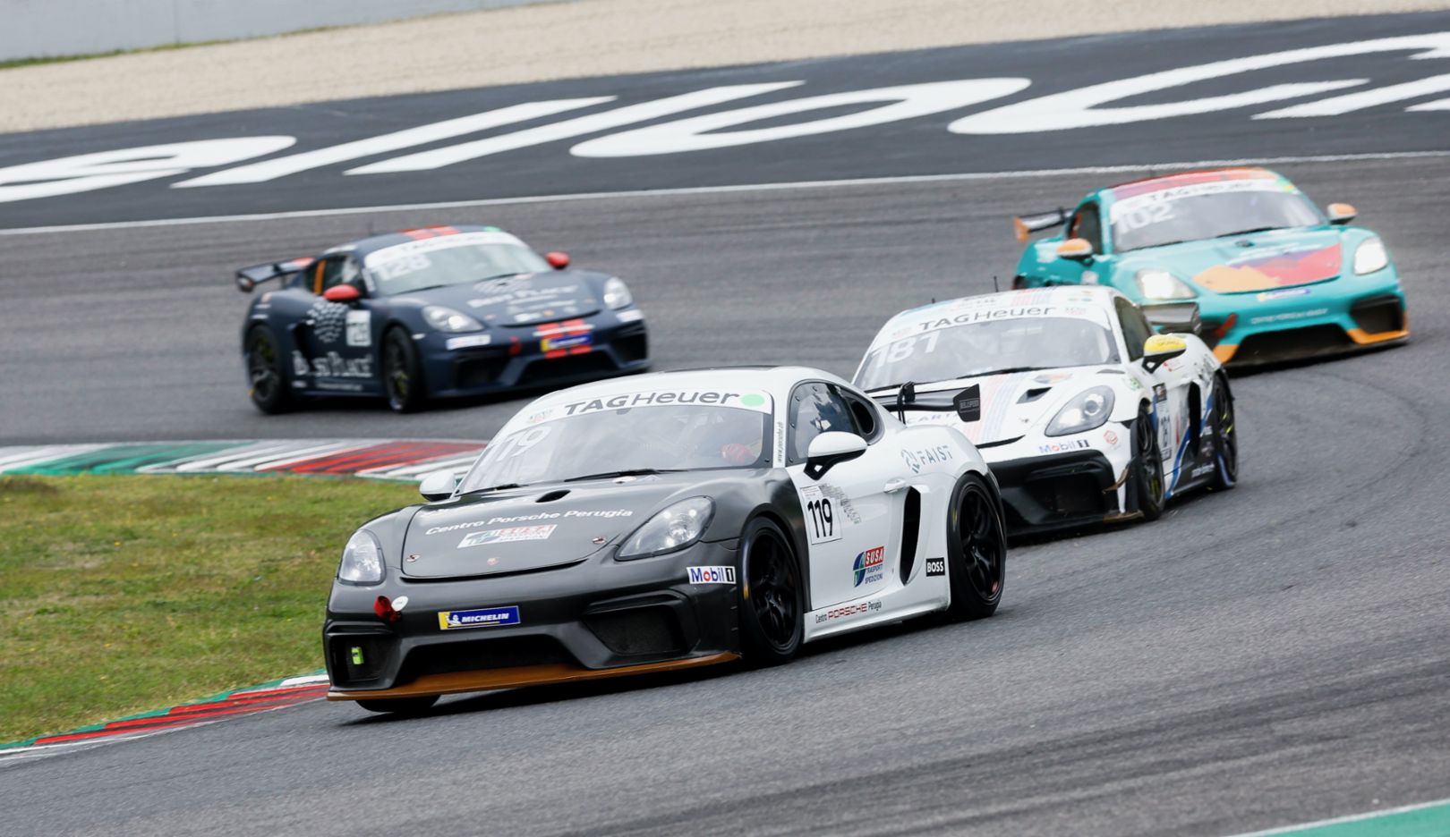 Jasin Ferati gewinnt Endurance-Rennen und holt im GT3 Cup auf - Porsche ...