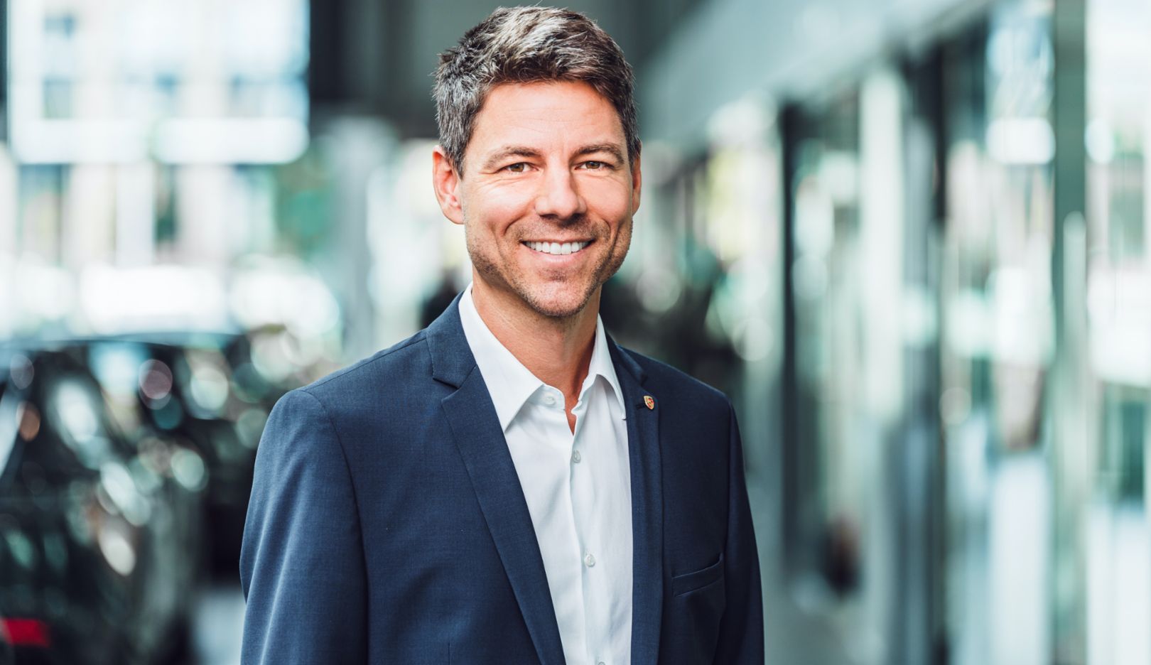 Neue Leiter in den Bereichen Sales und Aftersales bei der Porsche ...