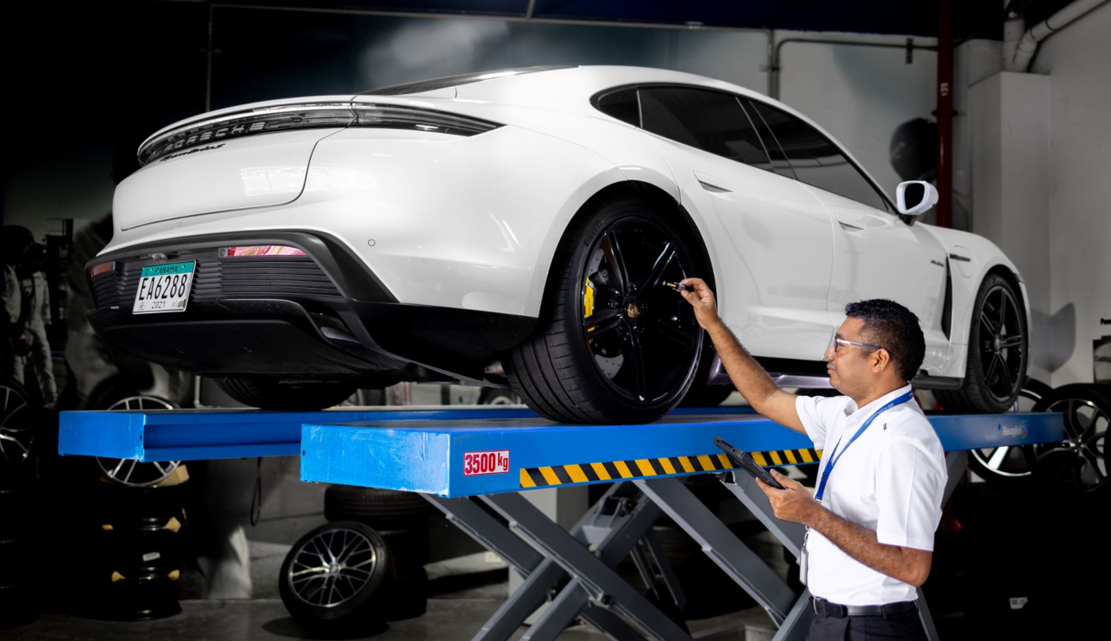 Porsche Panamá lanza campaña de responsabilidad social que agrega valor ...