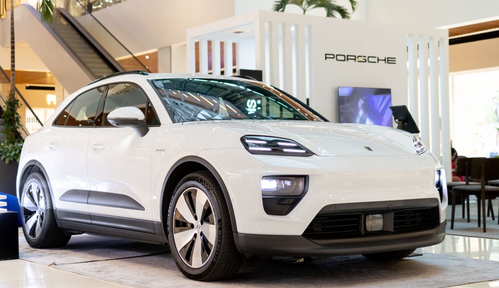 Porsche Panamá resalta su compromiso con la innovación y el servicio ...