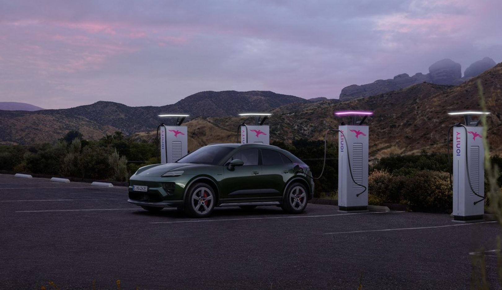 Porsche raddoppia il numero di modelli della Macan completamente ...