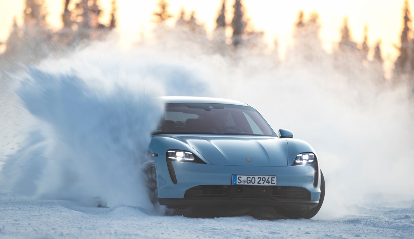 Porsche Ice Experience: Intense Driving Every Second - Porsche Newsroom USA