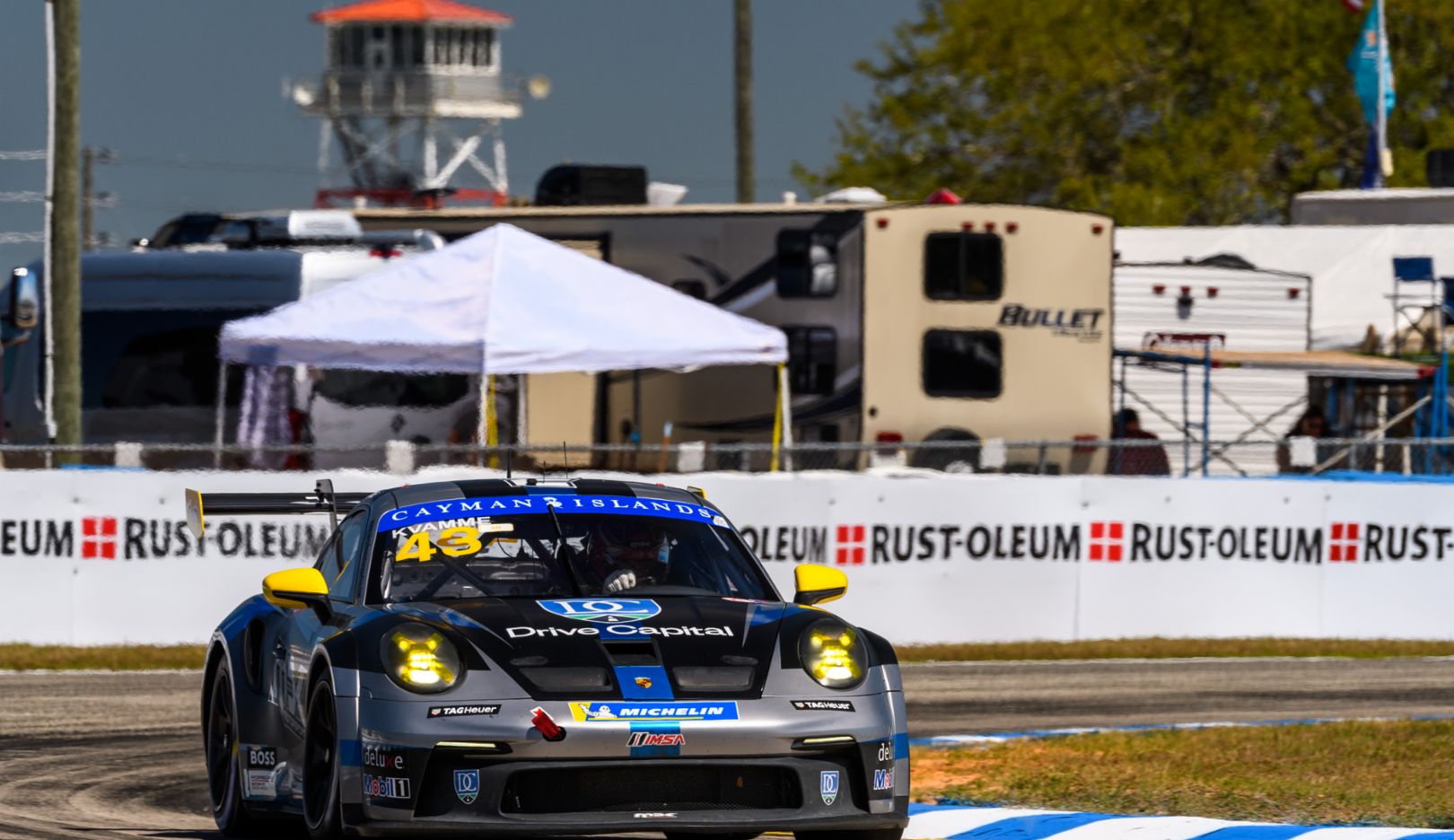 Thompson, Metni, Kvamme and Kelly Moss spotlighted in Porsche ...