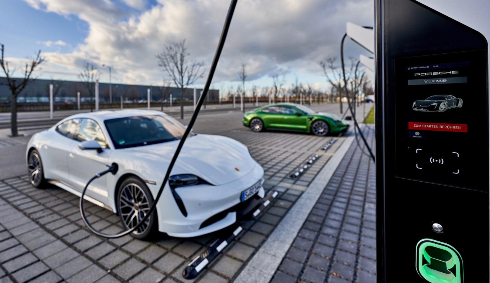 Porsche opens Europe's most powerful rapid-charging park in Leipzig ...