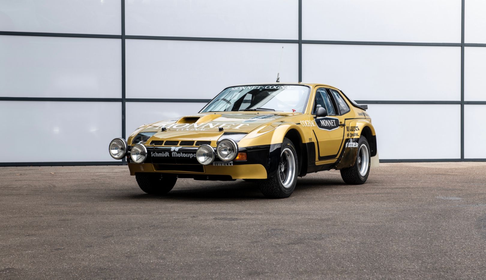 Reunion after 40 years: Walter Röhrl and the 924 Carrera GTS Rallye ...