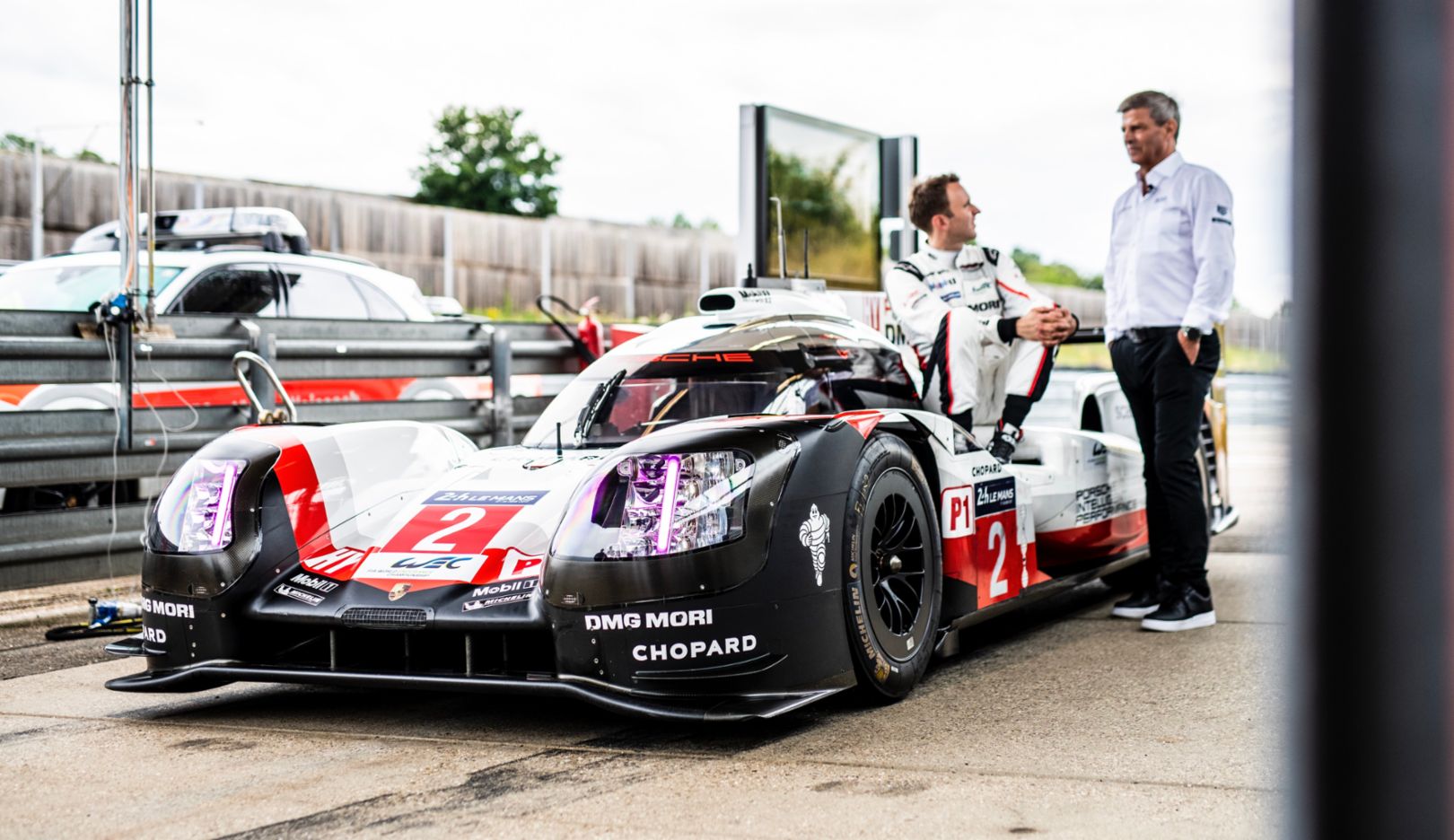 Hat trick after chase to catch up: the Porsche success story in Le Mans ...