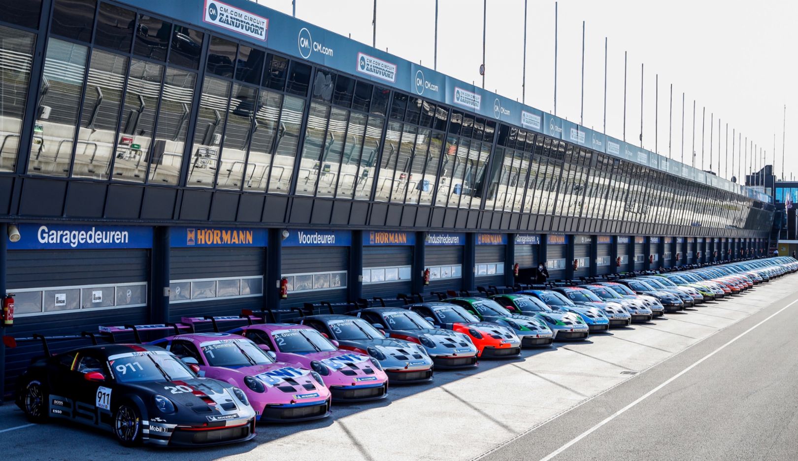 Porsche Mobil 1 Supercup focuses on renewable fuels - Porsche Newsroom