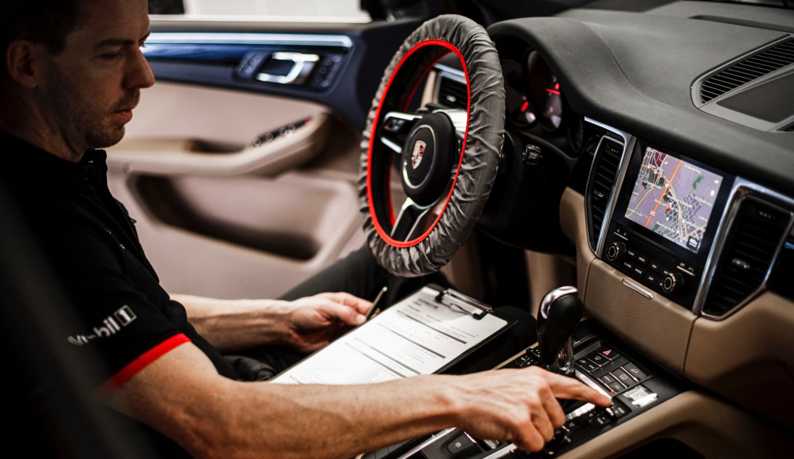 Sicherheit mit dem Original – die Porsche Approved Garantie - Porsche ...