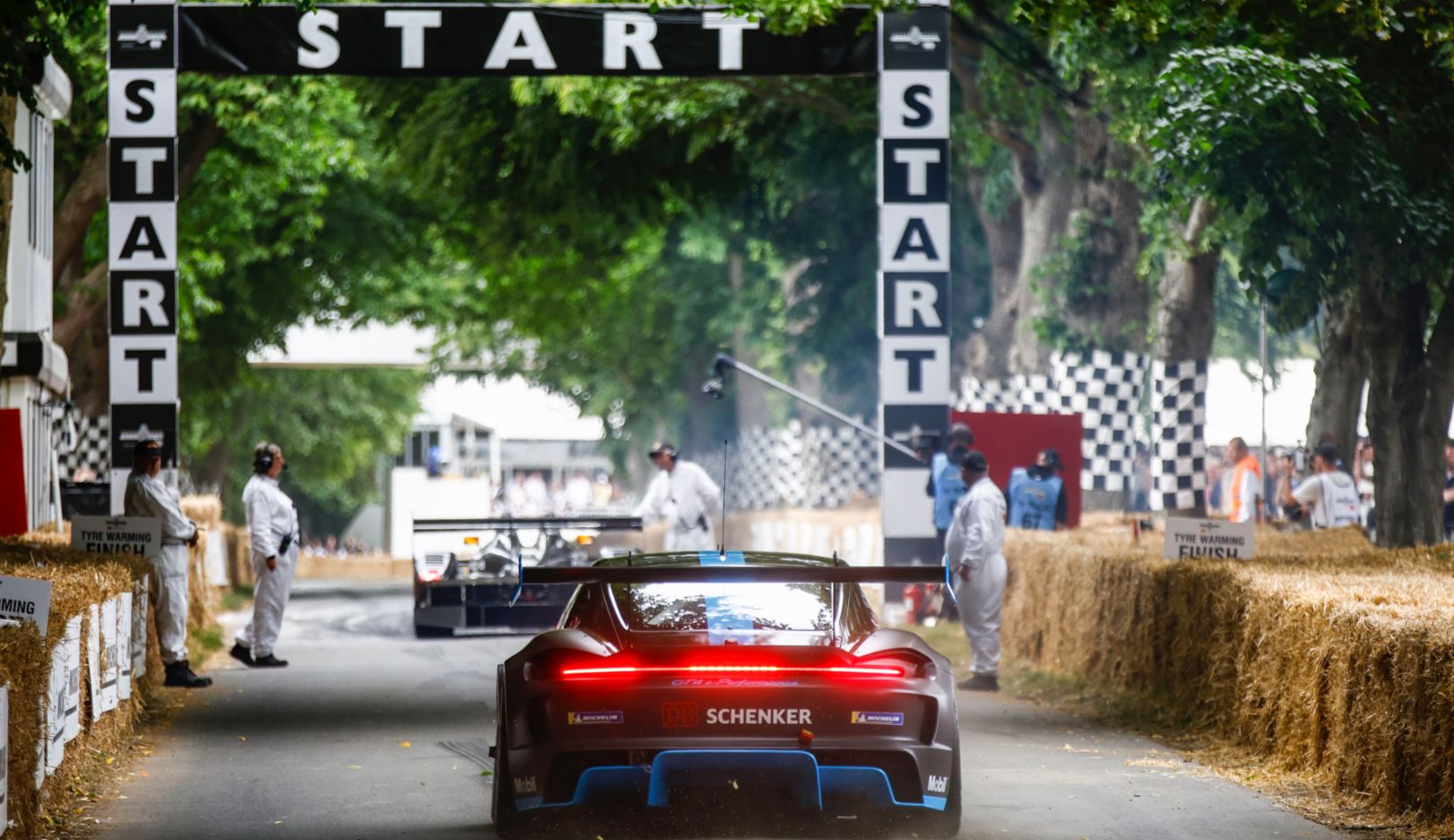 GT4 ePerformance 在速度节上首次公开亮相 - Porsche Newsroom CHN