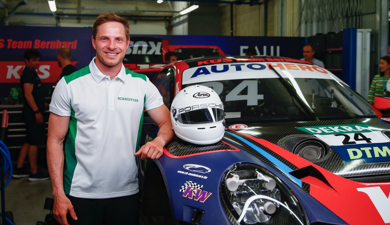 A wave of enthusiasm: Timo Bernhard meets Sebastian Steudtner - Porsche ...