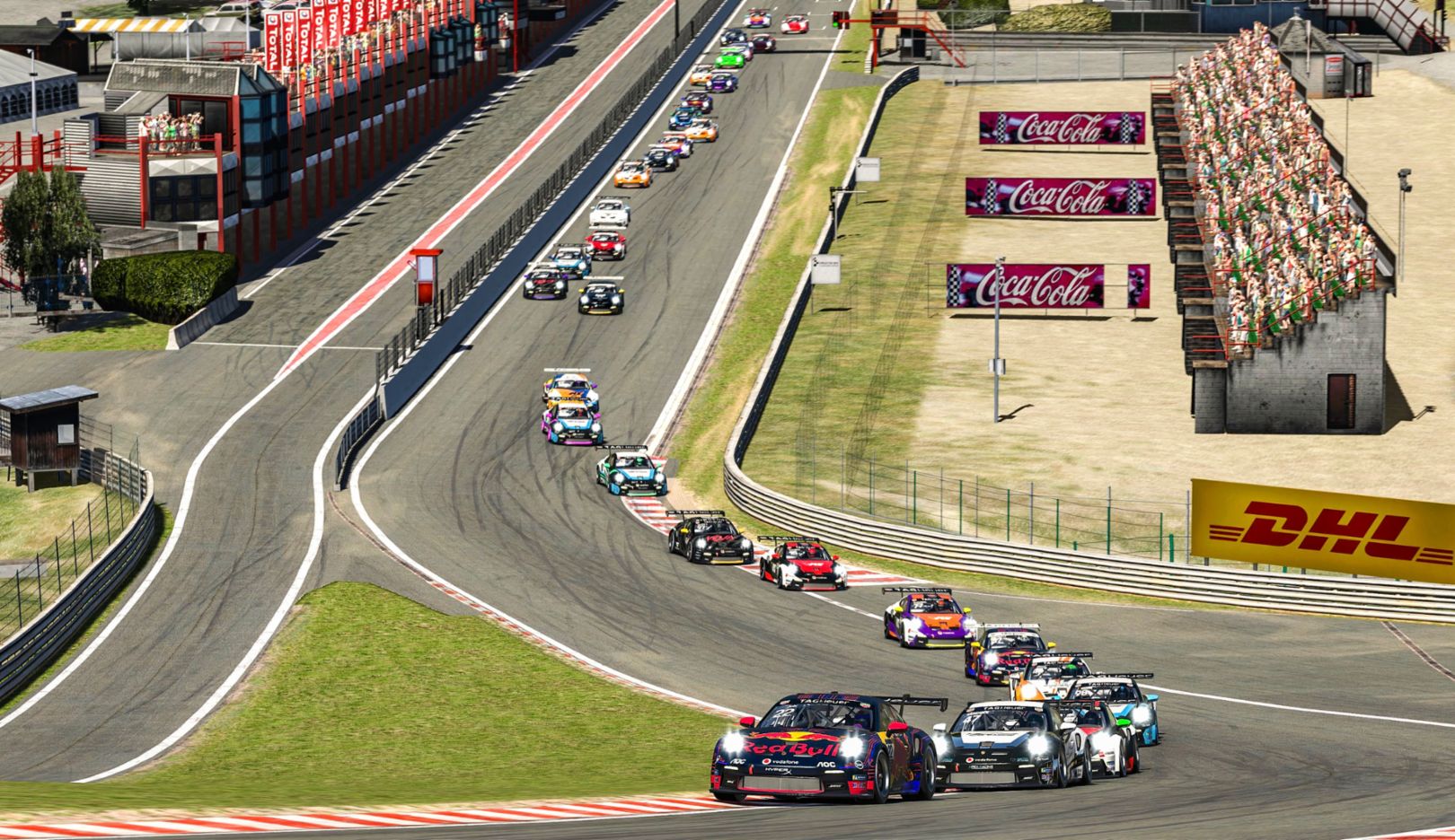 Zac Campbell sichert sich beim PESC-Saisonauftakt den Sieg im ...