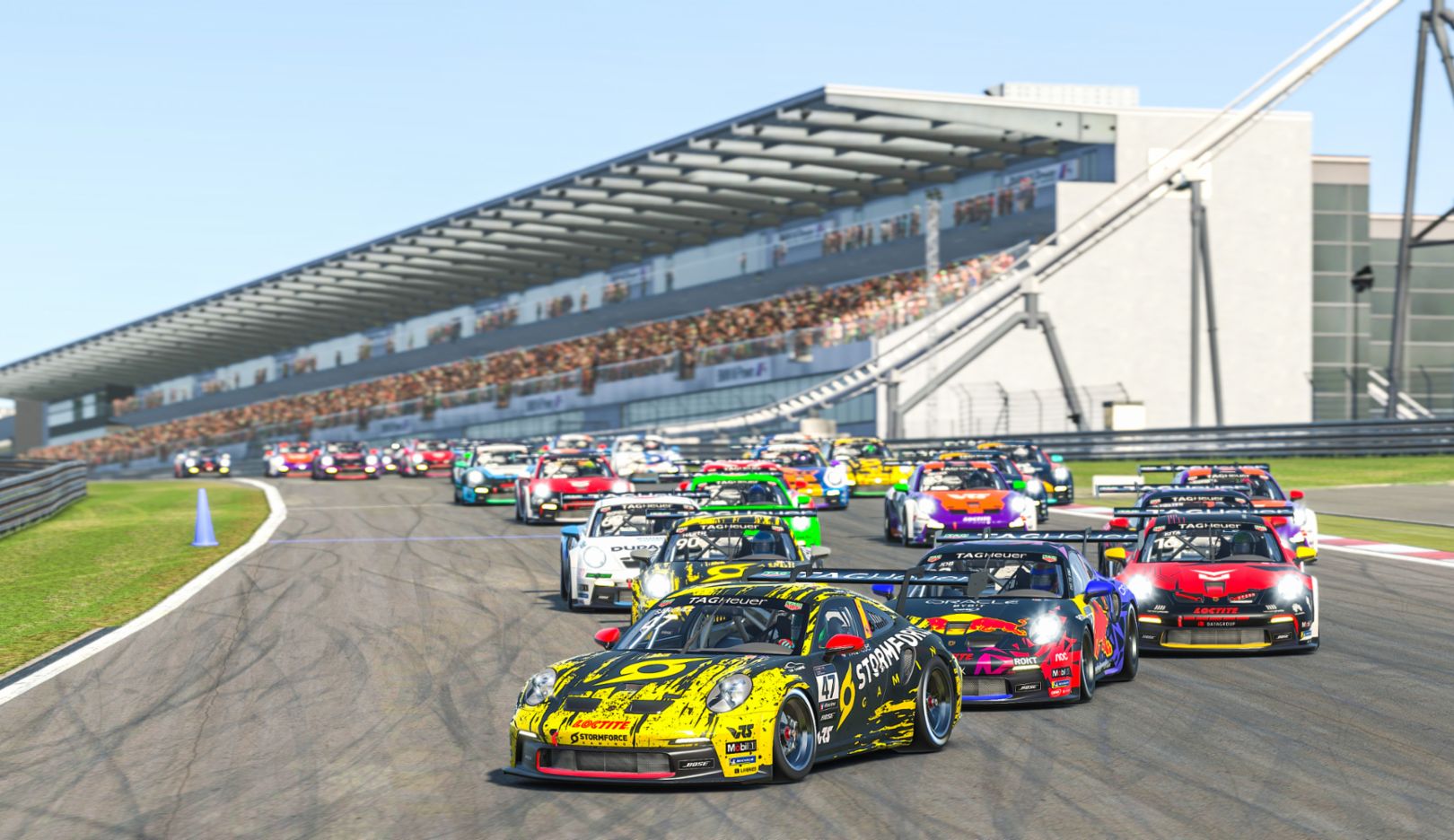 Alessandro Bico holt sich auf der Nordschleife seinen zweiten ...