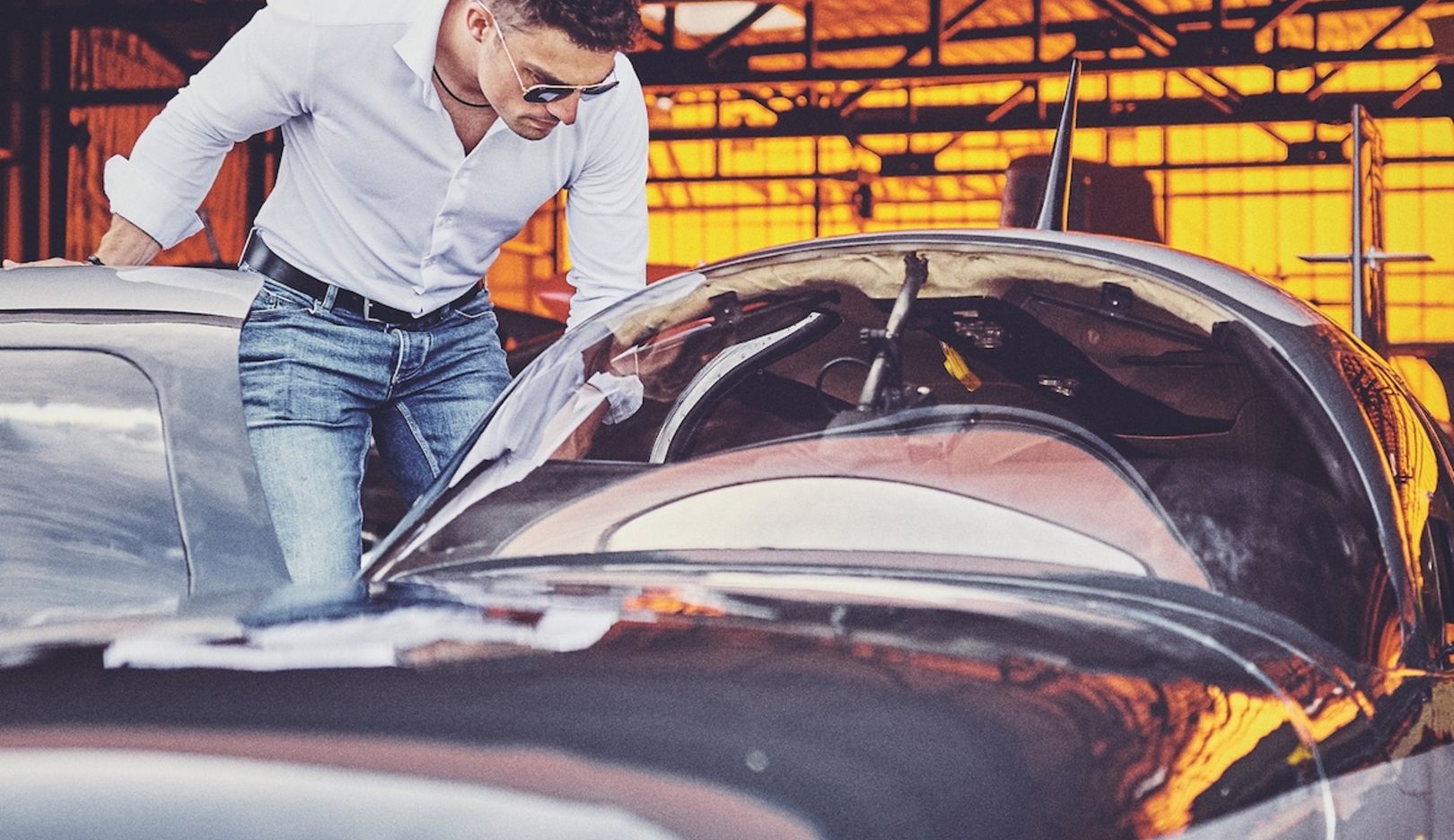 Rare work of art in the firmament: Mooney with a Porsche aircraft ...