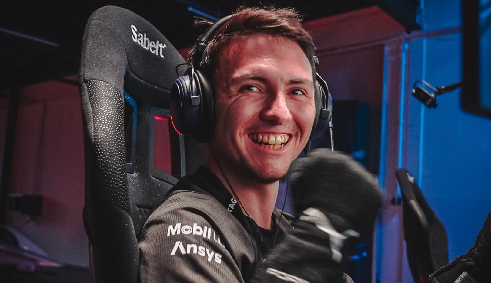 Porsche works driver Joshua Rogers moves to the top of the rankings ...