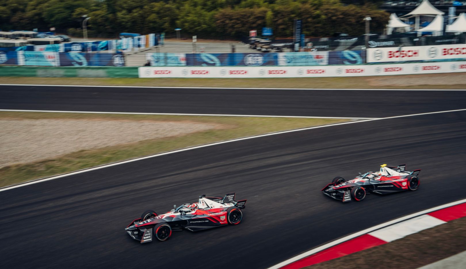 Victory for António Félix da Costa and double podium for Porsche in ...