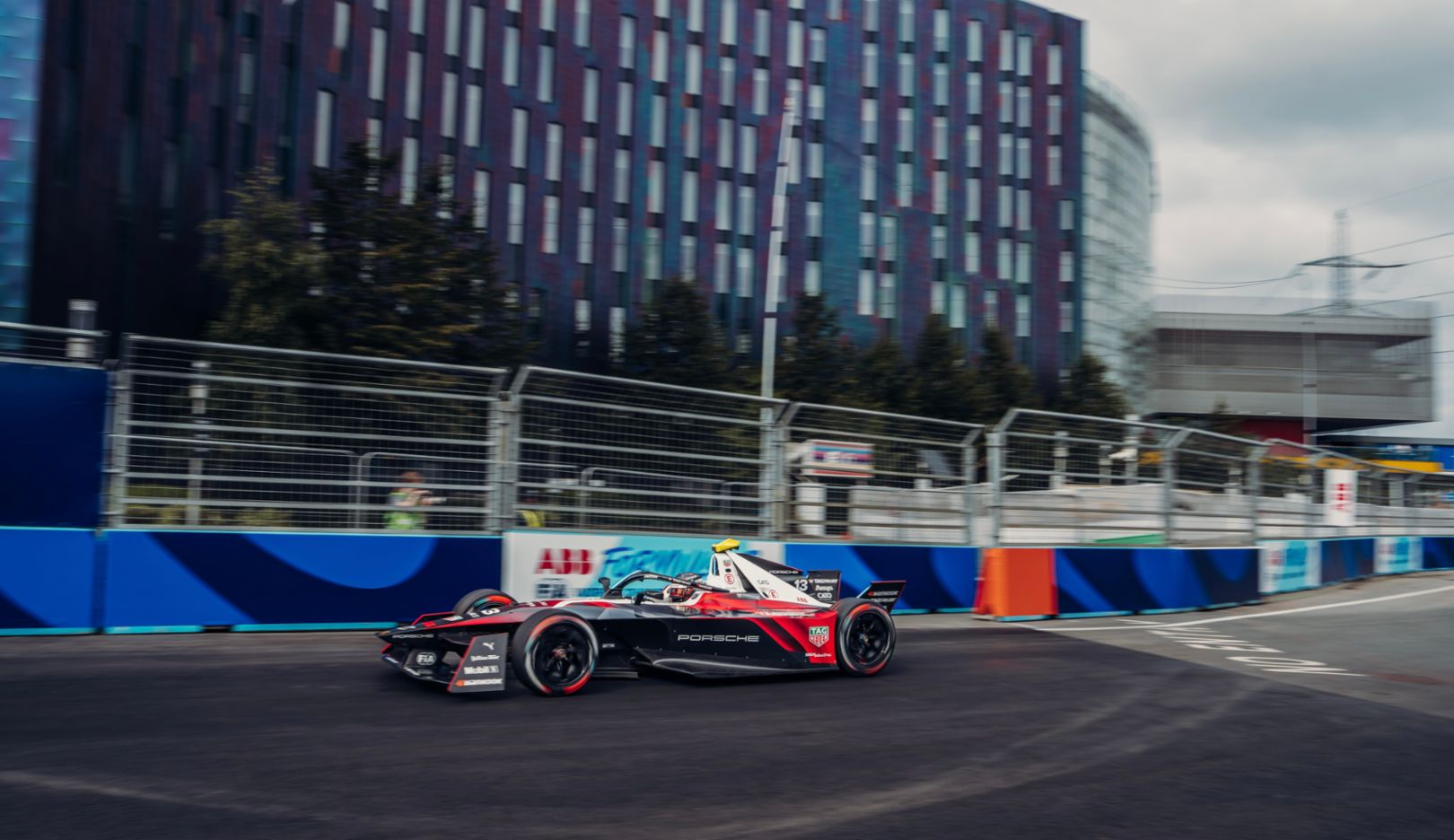 El piloto de Porsche Pascal Wehrlein, campeón del mundo de Fórmula E ...