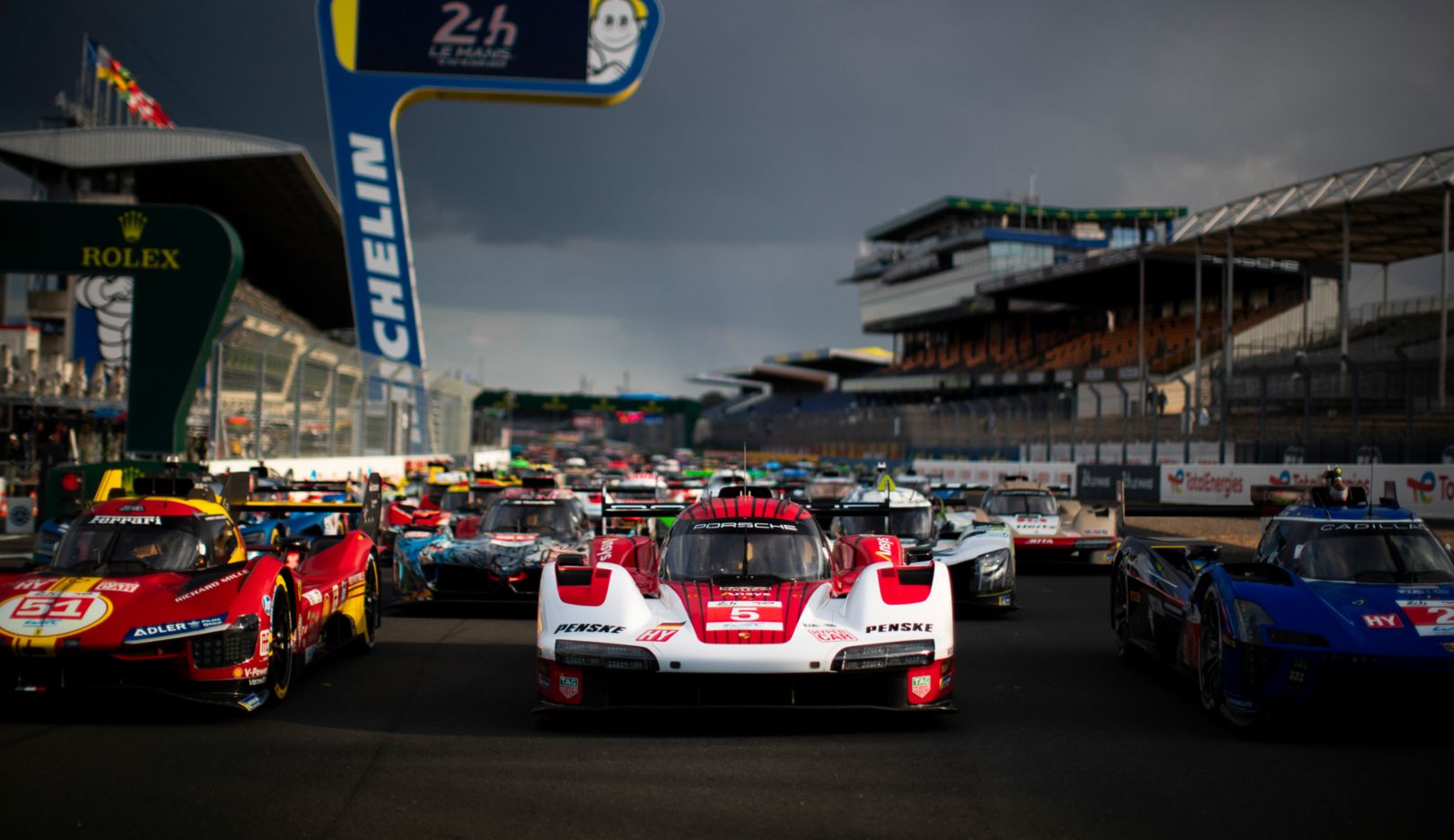 Porsche donates 911,000 euro as part of its “Racing for Charity ...