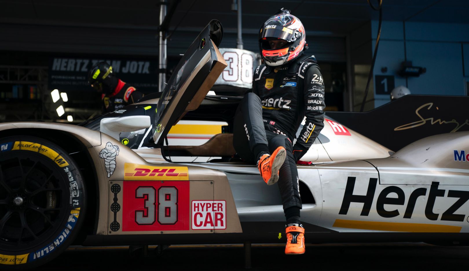 Three Porsche 963 qualify in the top 10 at the Fuji Speedway - Porsche ...