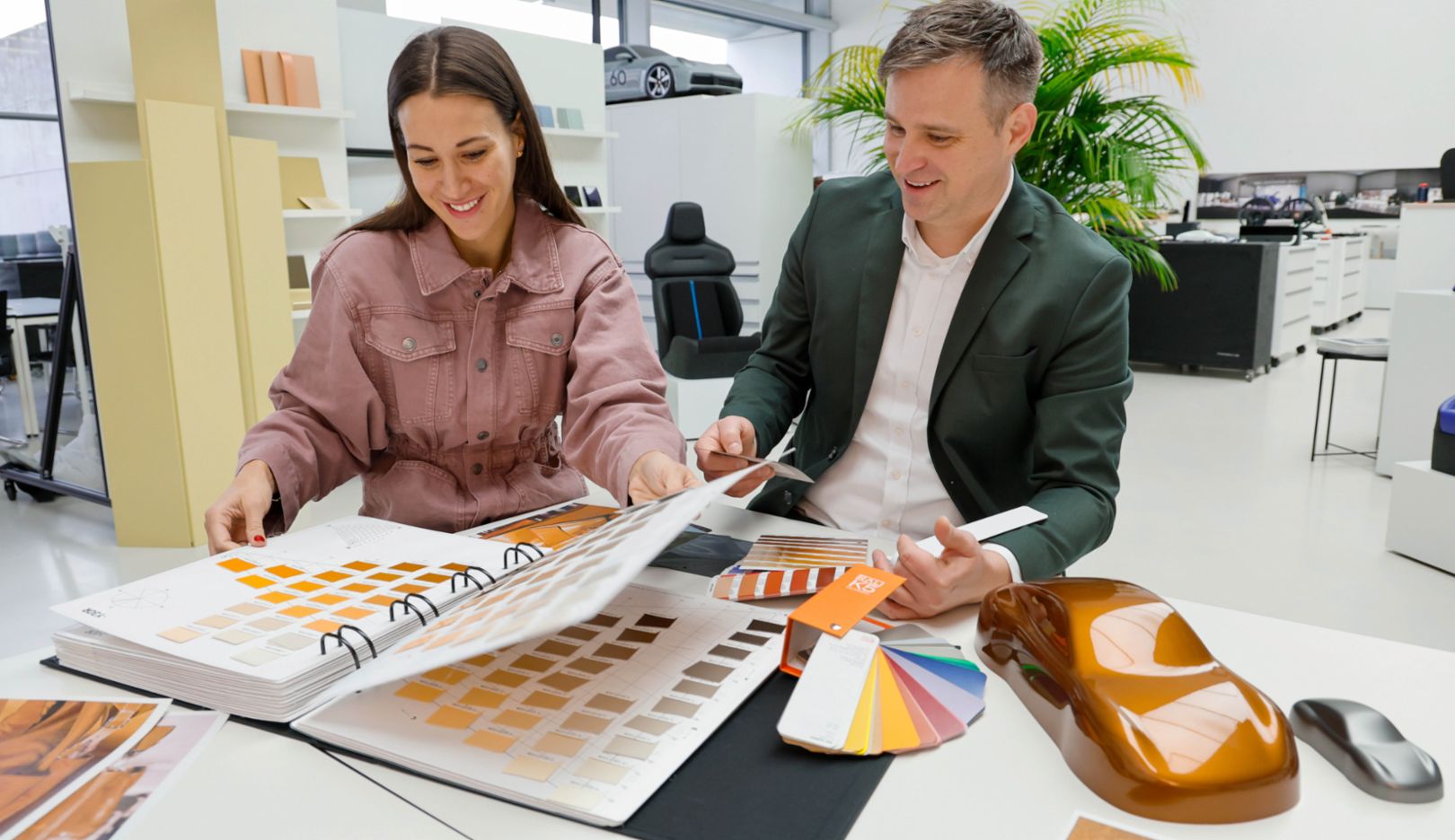 The courage to be colourful: the new Panamera paints and how they were ...