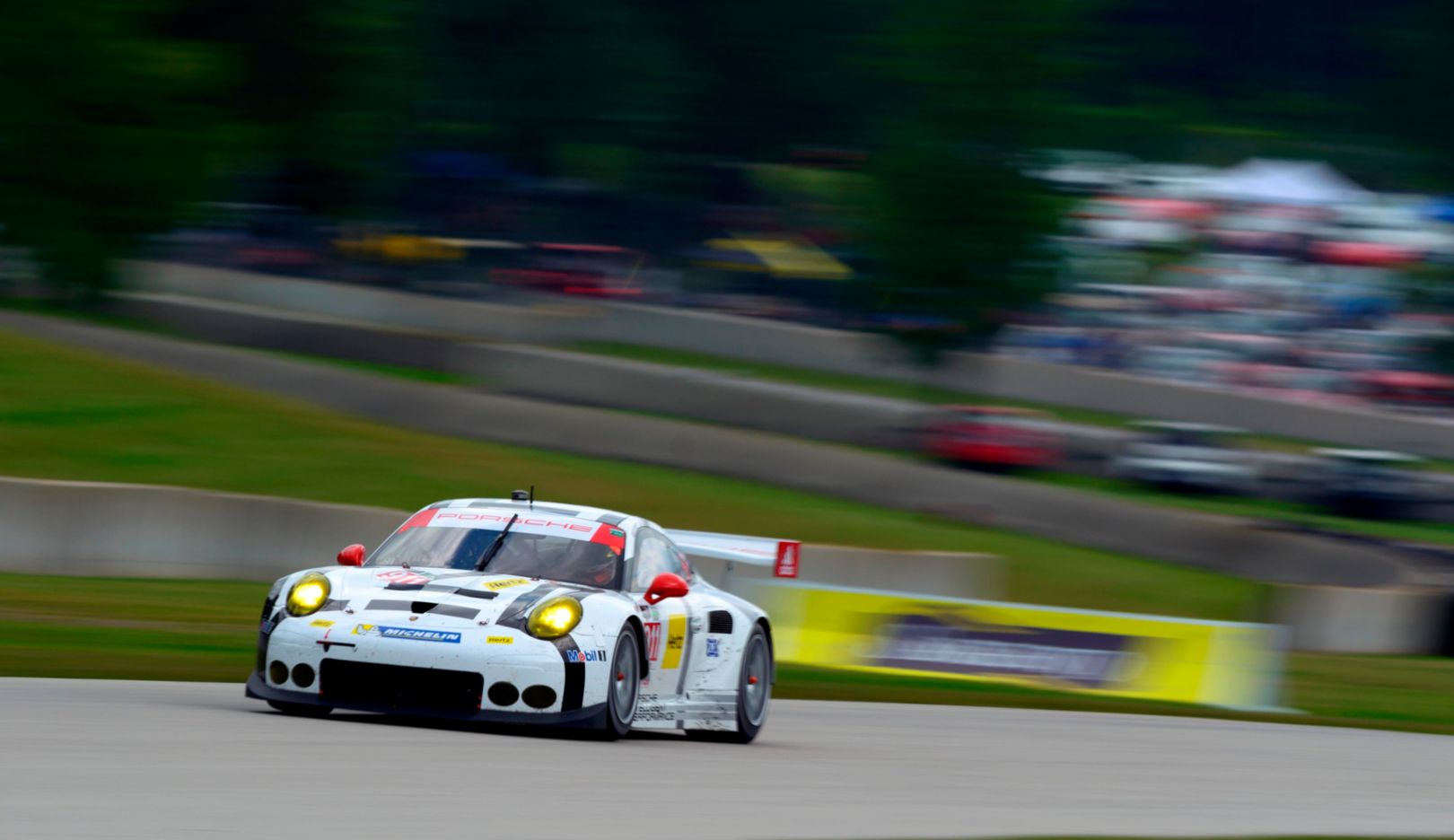 Porsche takes championship lead - Porsche Newsroom