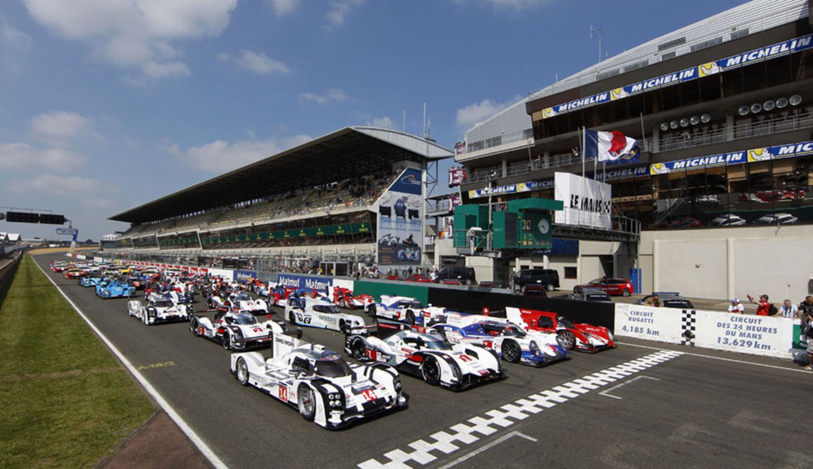 Before the start in Le Mans - Porsche Newsroom