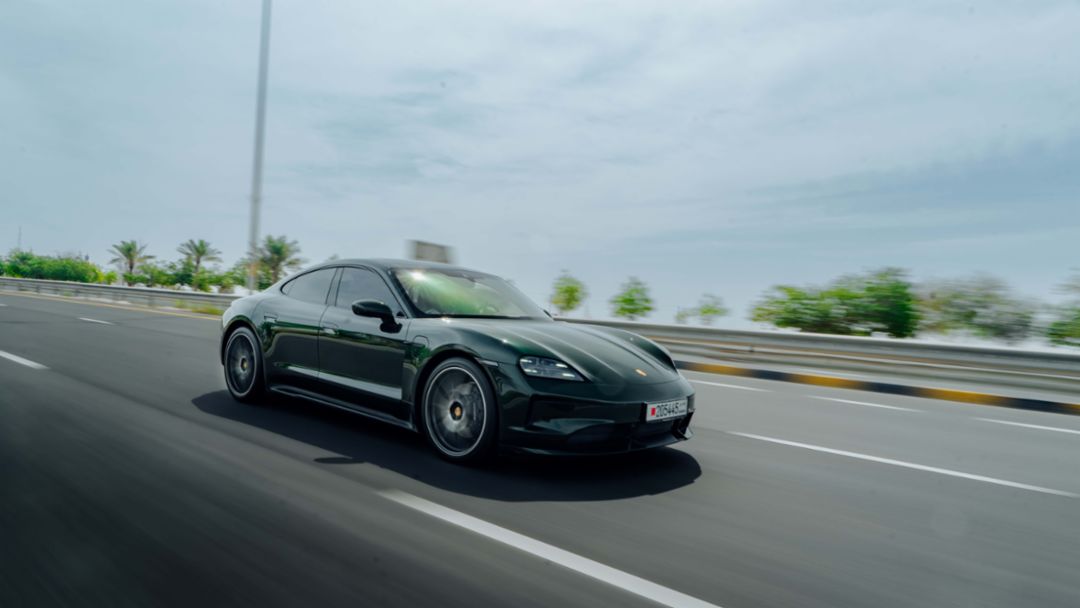 Porsche Centre Bahrain hosts exclusive electric drive event - Porsche ...