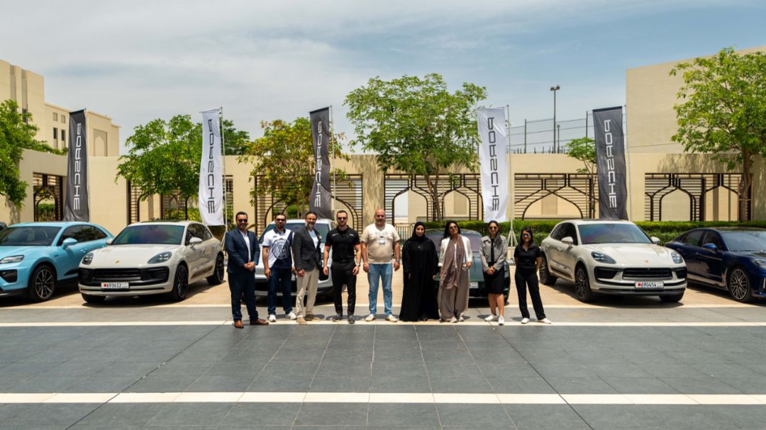 Porsche Centre Bahrain hosts exclusive electric drive event - Porsche ...