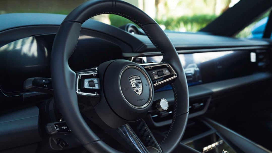 Listicle: Porsche Macan Turbo - Porsche Newsroom