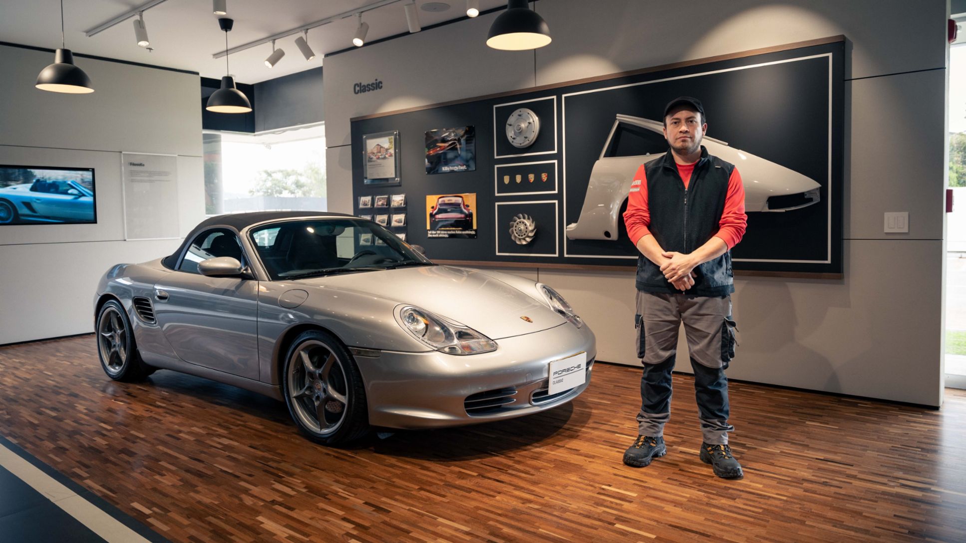 Porsche Center Bogotá incorpora un nuevo técnico certificado en Porsche ...