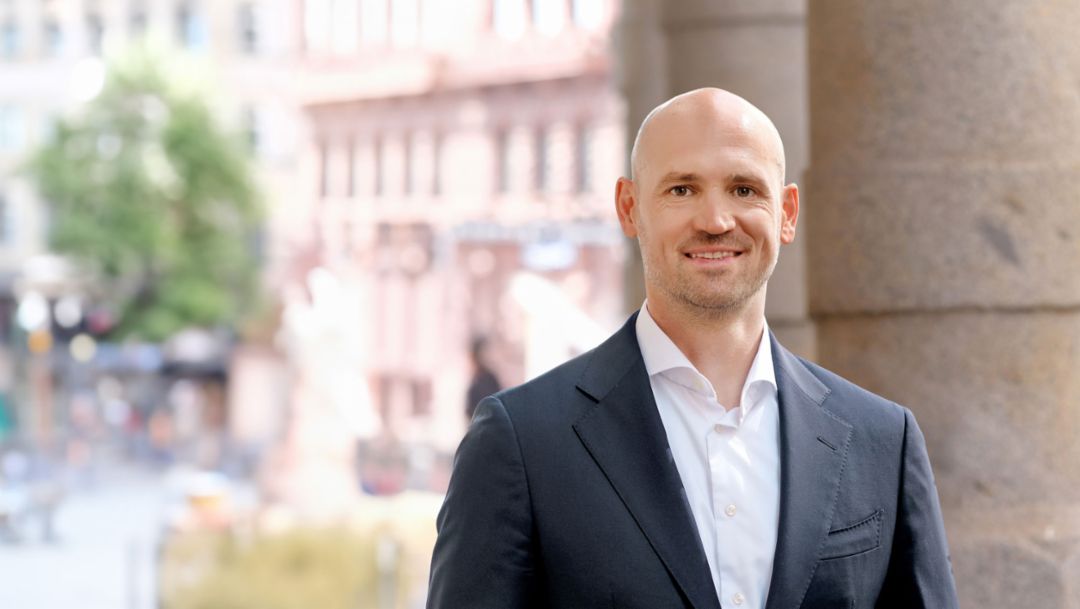 Walter Roehrl - Porsche Newsroom