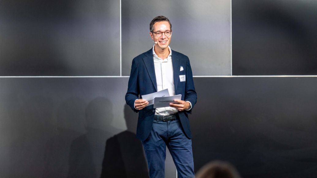 Porsche donates a total of 911,000 euros to three charitable ...