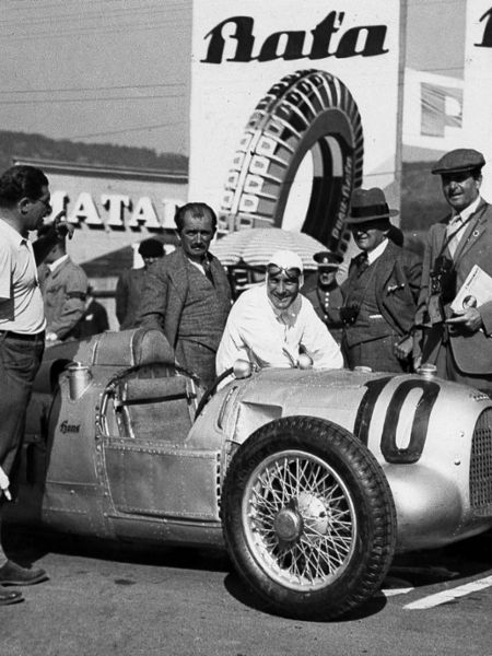 Milestones of the brand - Porsche Newsroom