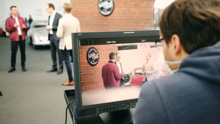 Porsche expands its digital communications offering - Porsche Newsroom AUS