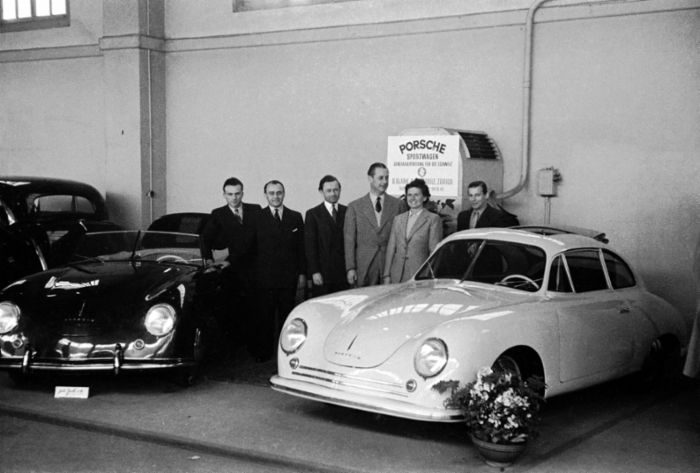 Settanta anni fa Porsche ha festeggiato il proprio debutto fieristico a ...
