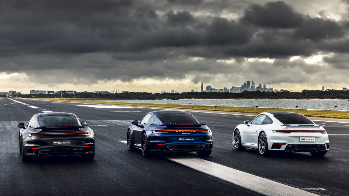Porsche holds spectacular ‘Launch Control’ event at Sydney Airport ...