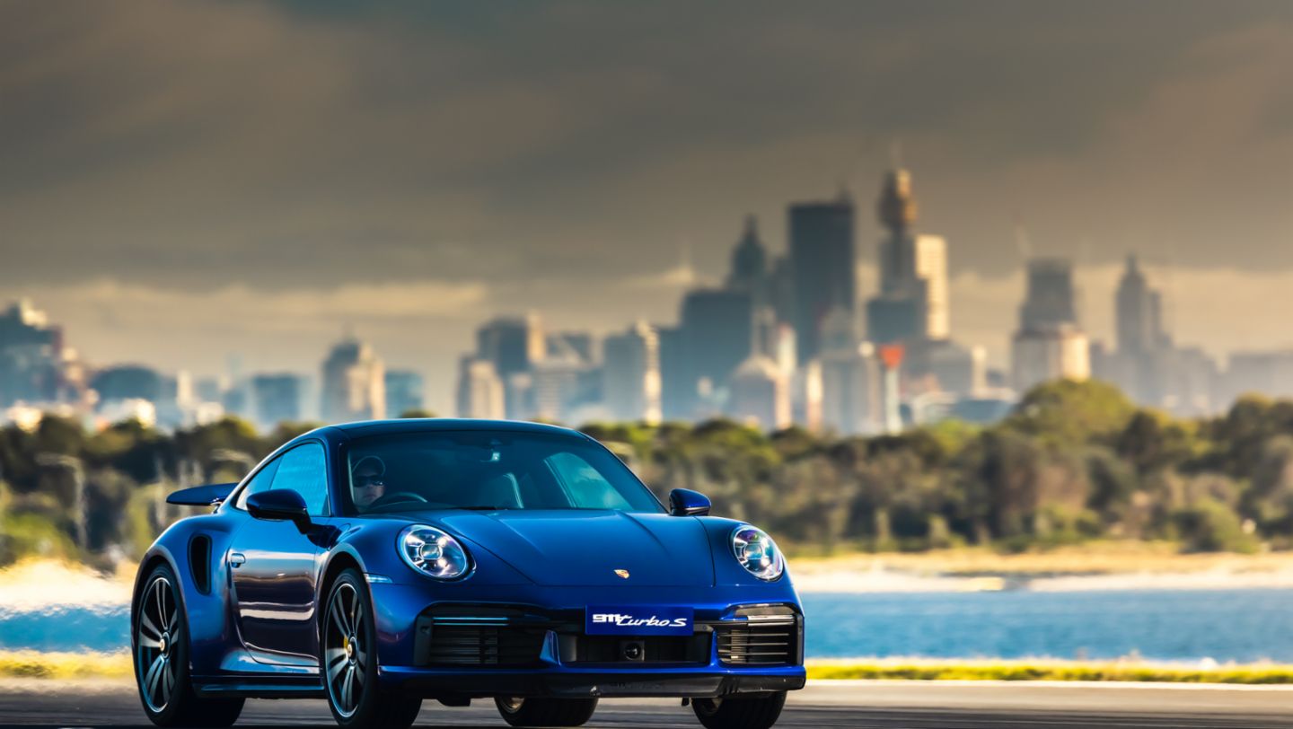 Porsche 911 Turbo S: ‘Launch Control’ at Sydney Airport - Porsche Newsroom