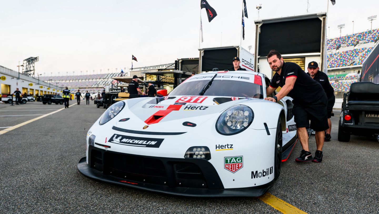 Porsche Motorsport Weekly Event Notes: Monday, January 6, 2020 ...