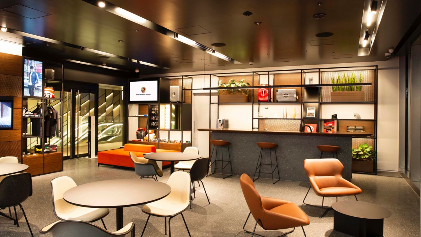 Porsche further expands its retail landscape - Porsche Newsroom