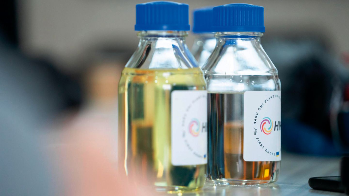 How to make eFuels truly sustainable - Porsche Newsroom