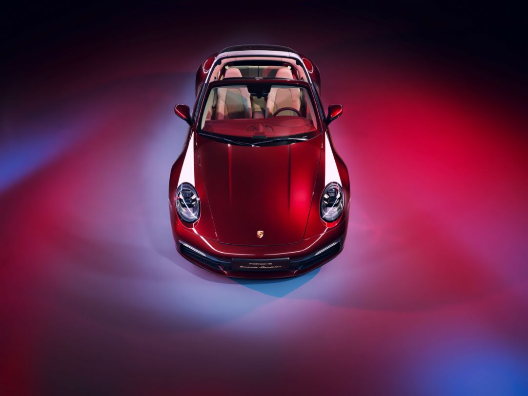 Paying tribute to tradition: the 911 Targa 4S Heritage Design Edition ...