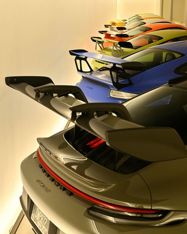 Hidden Treasures: The Porsche collection of architect Steven Harris ...
