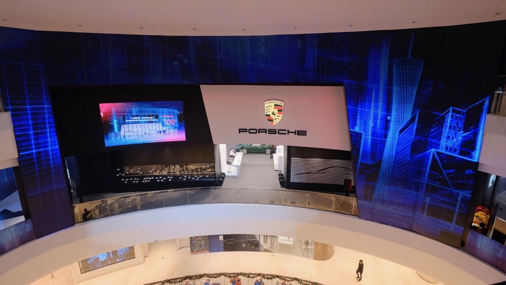 Porsche China opens its 100th sales site in Guangzhou - Porsche ...