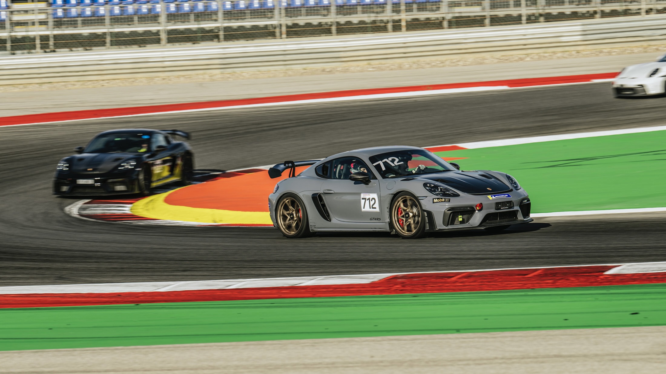 Felix Hirsiger dominiert den GT3 Cup auch an der Algarve - Porsche ...