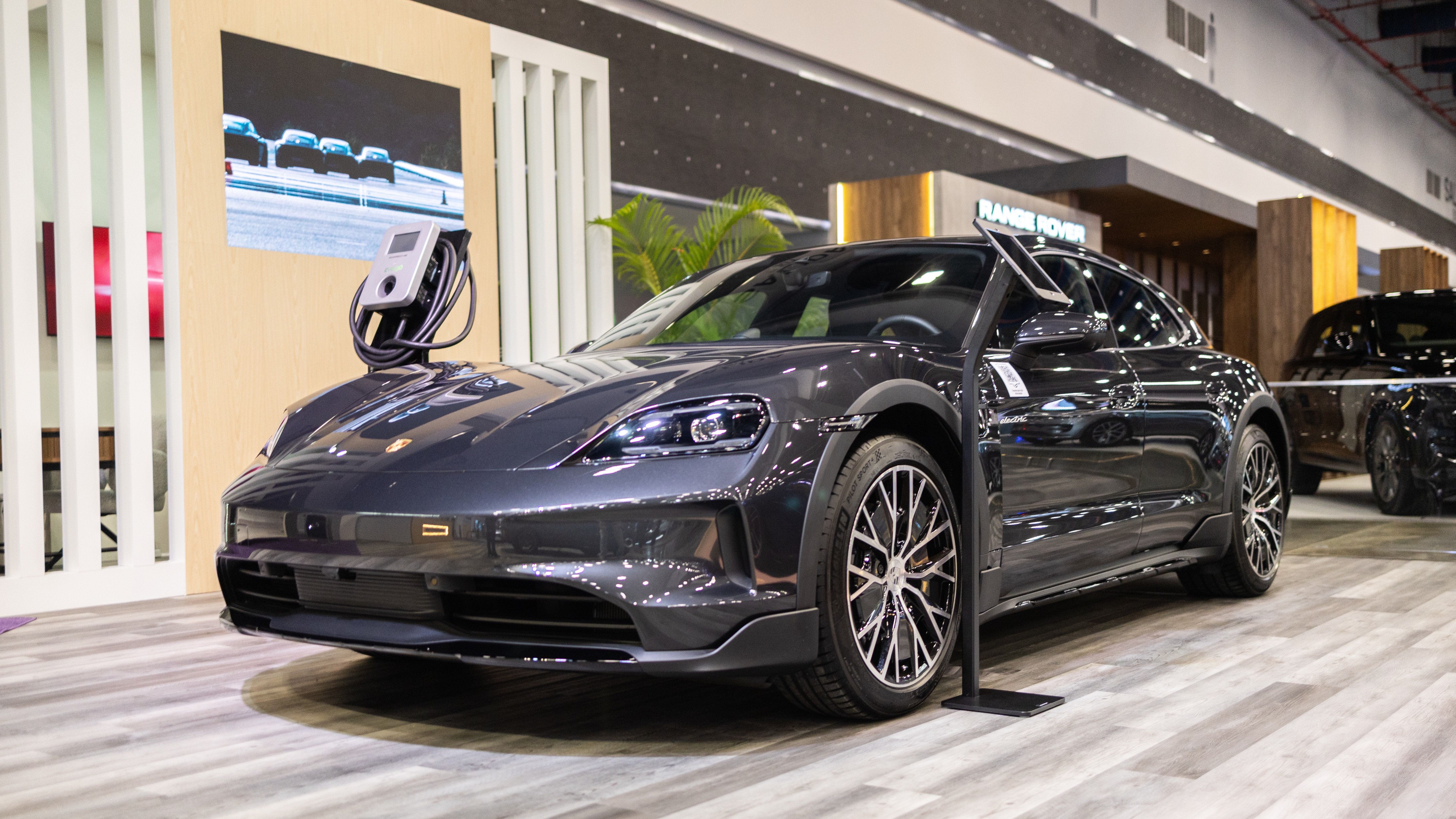 Porsche cautiva en el Panamá Motor Show con cinco modelos icónicos de ...
