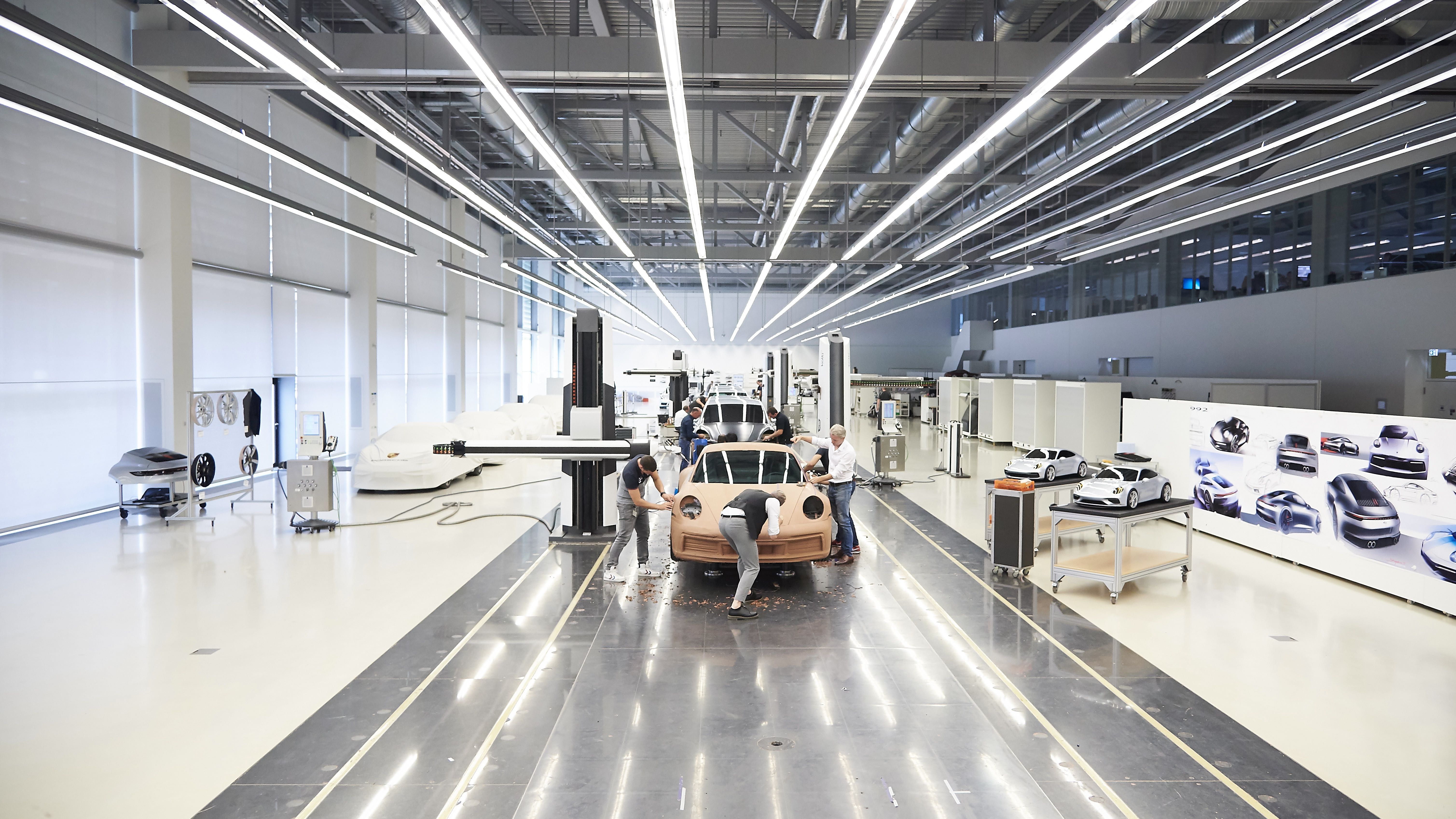 The best of two worlds: the hybrid design process at Porsche - Porsche ...