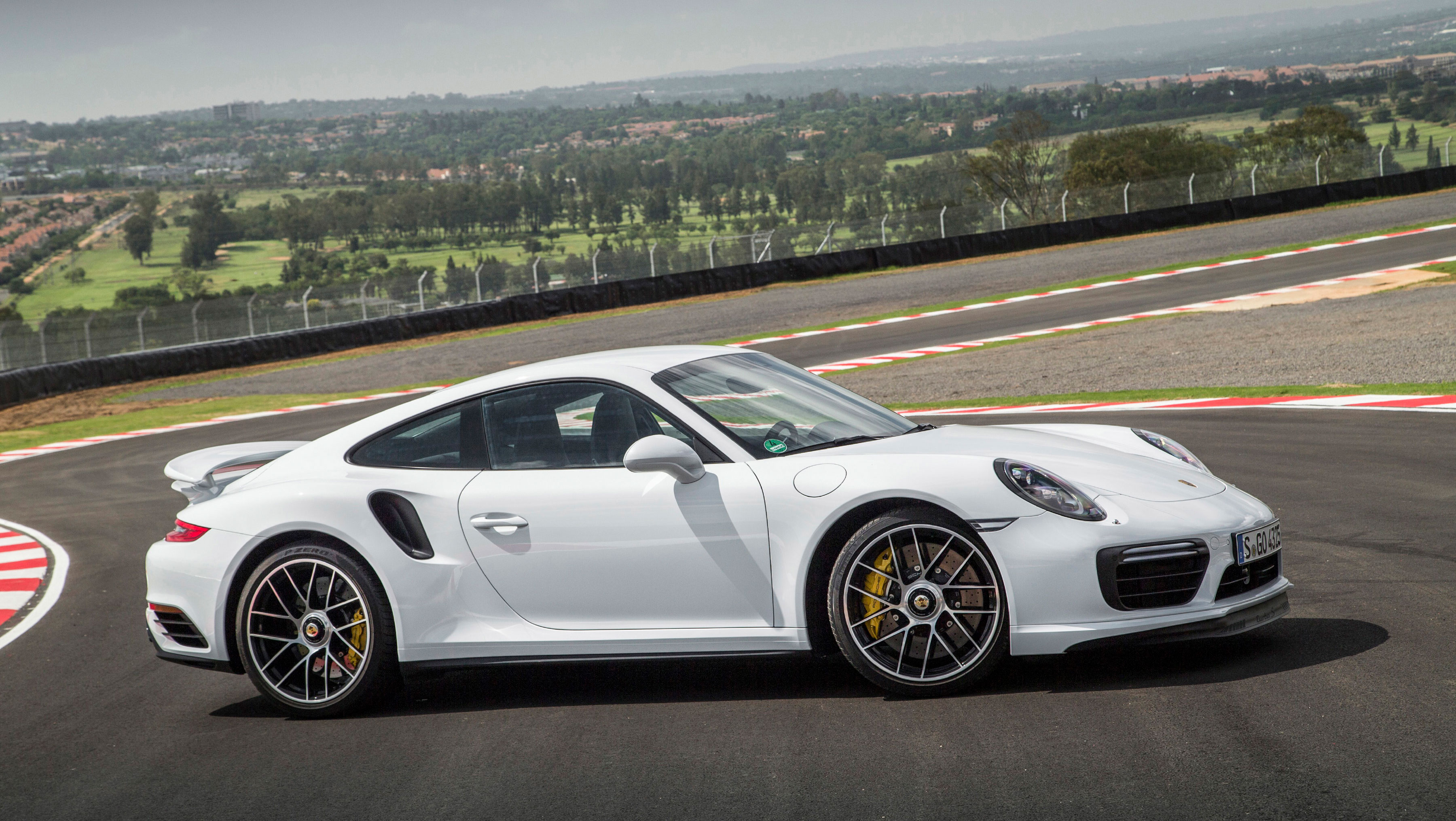 991 型：助力 911 突破百万辆大关 - Porsche Newsroom CHN