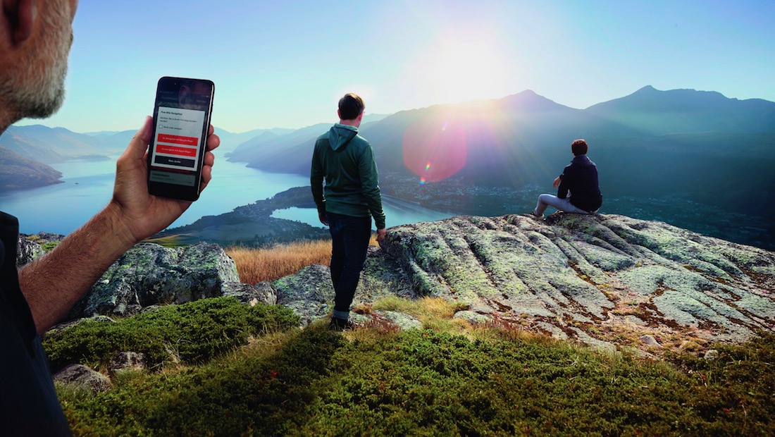 Fully networked: Porsche Cayenne with new Connect functions - Porsche ...