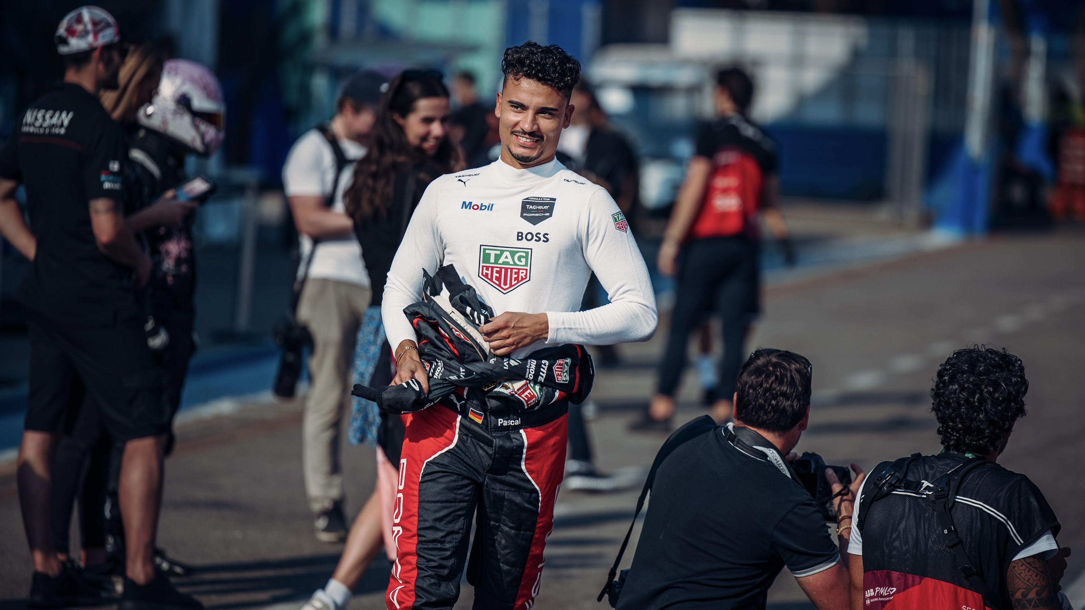 Porsche leads the drivers’ and teams standings of the ABB FIA Formula E ...